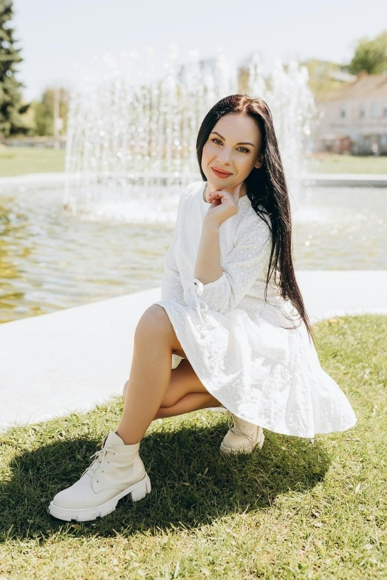 Ukrainian Dating Service and Single Ladies for Marriage at UADreams.com